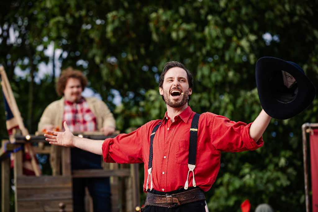 Annie Get Your Gun, Lavender Theatre review - new production in new ...