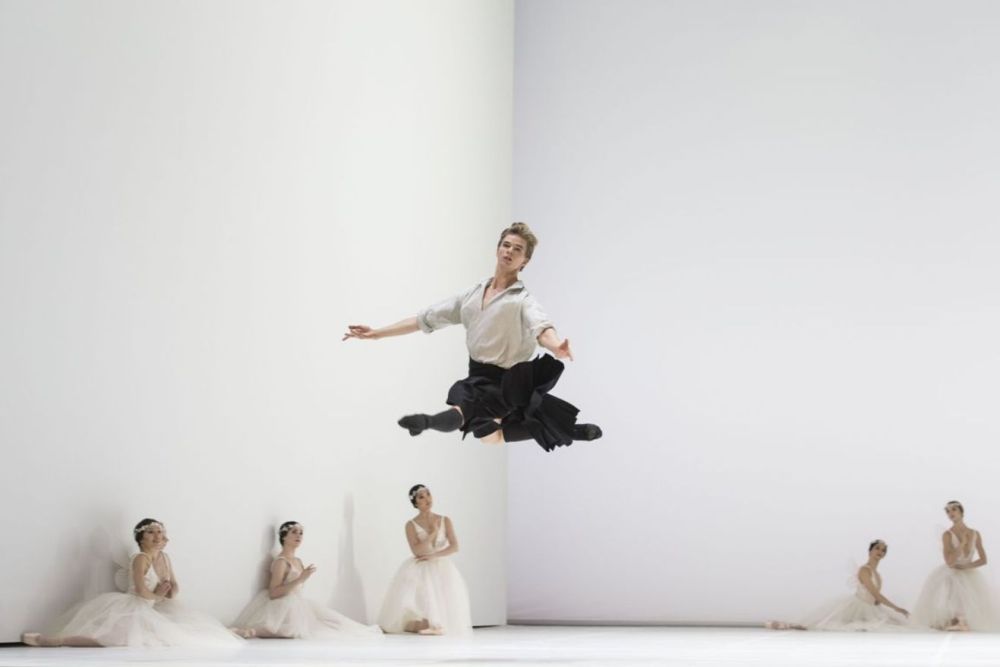 Royal Danish Ballet Soloists and Principals, Peacock Theatre, London ...