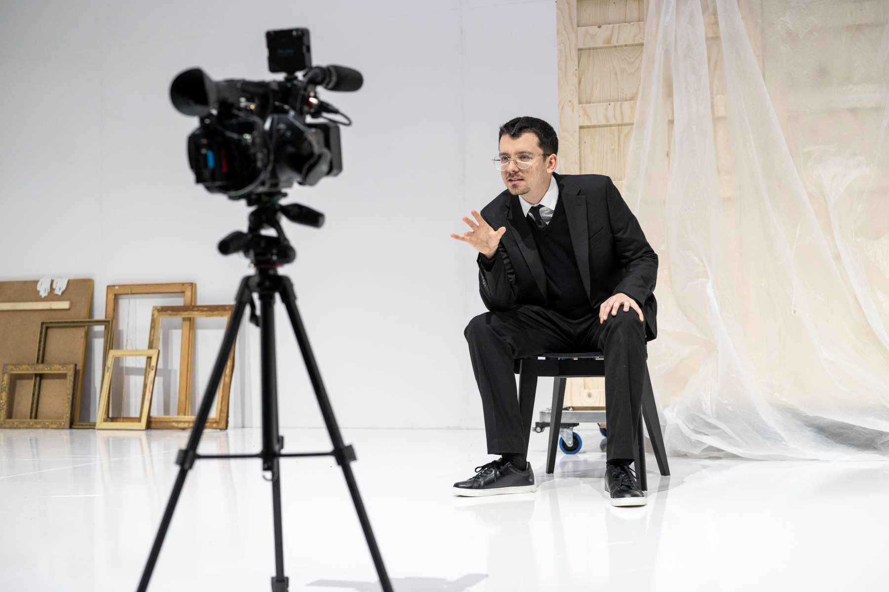 Second Best, Riverside Studios review - Asa Butterfield brings the magic