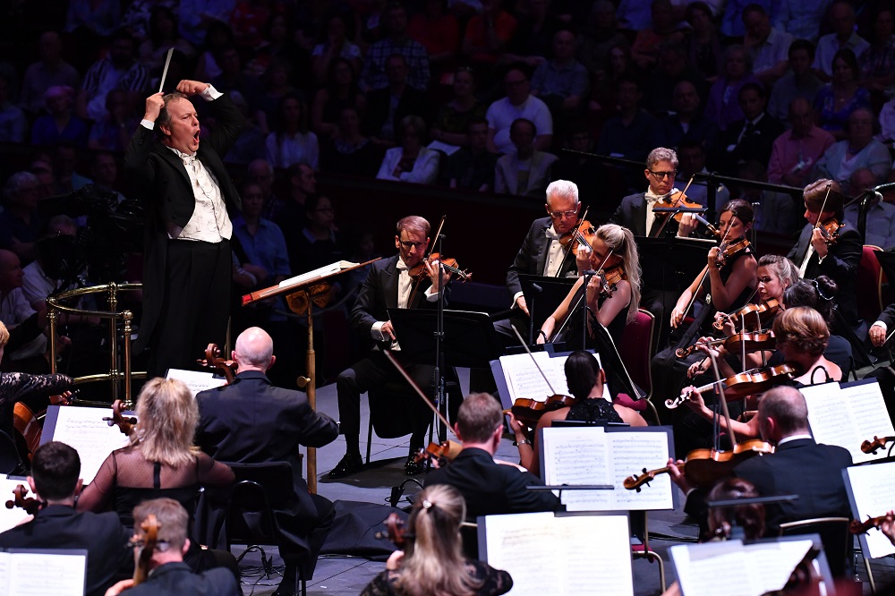 Prom 1, BBCSO, Oramo review – spectacular First Night of the Proms