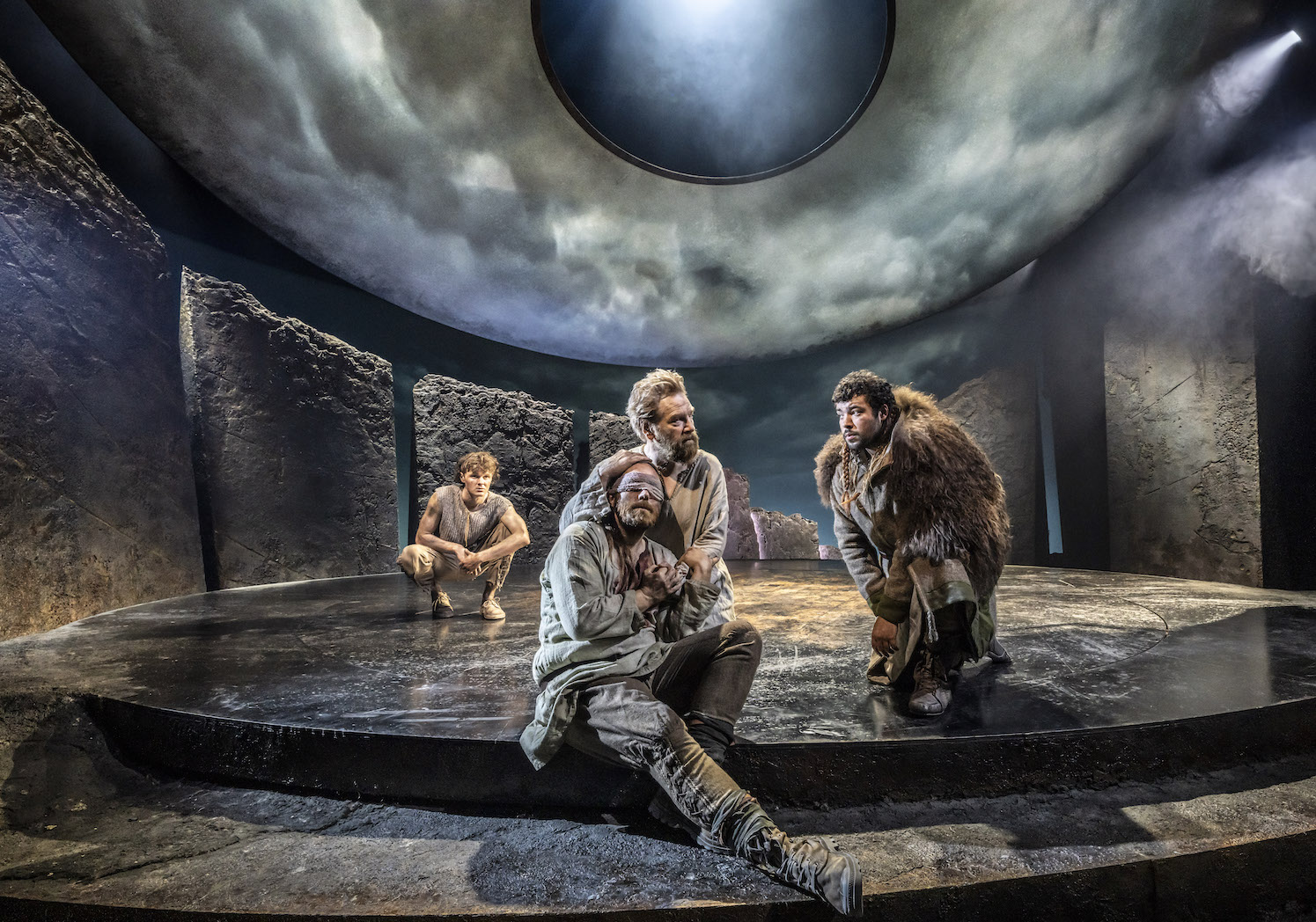 King Lear, Wyndham's Theatre review – Kenneth Branagh helms a pared ...