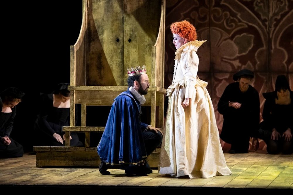 Elizabeth I/Macbeth, English Touring Opera review - elegance and eeriness