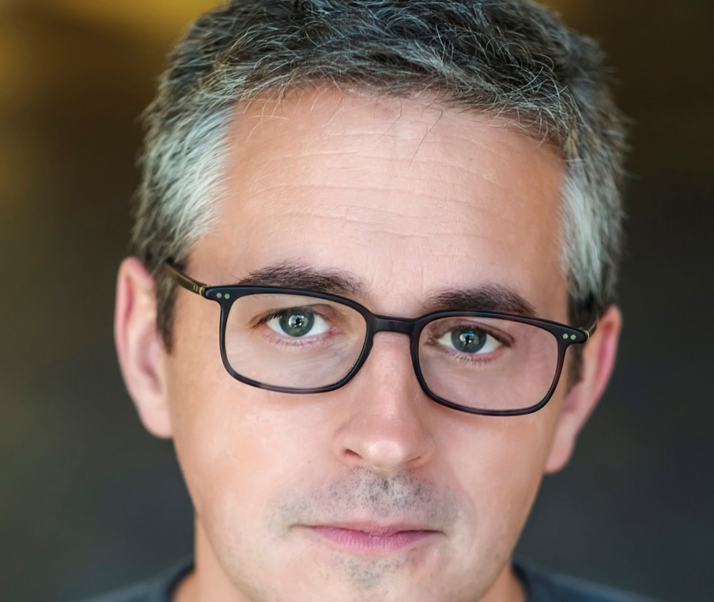 Alex George: The Paris Hours review – captivating yet frustrating