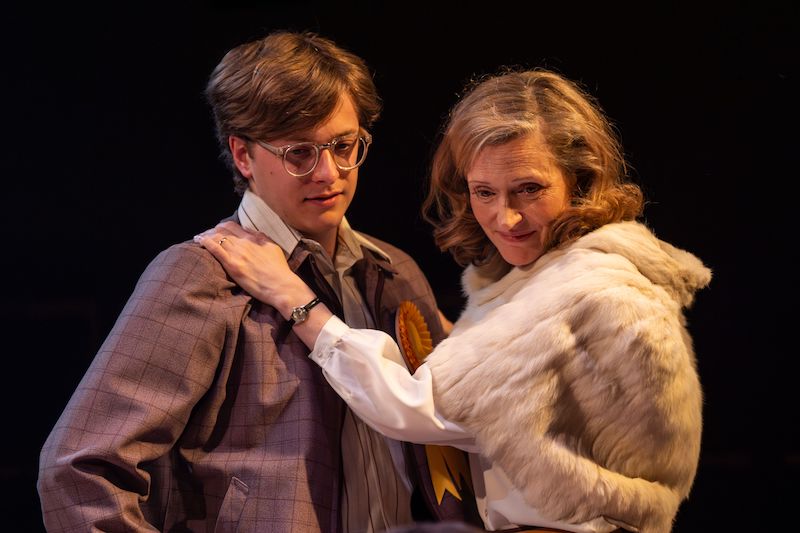 In Praise of Love, Orange Tree Theatre review - subdued production of ...