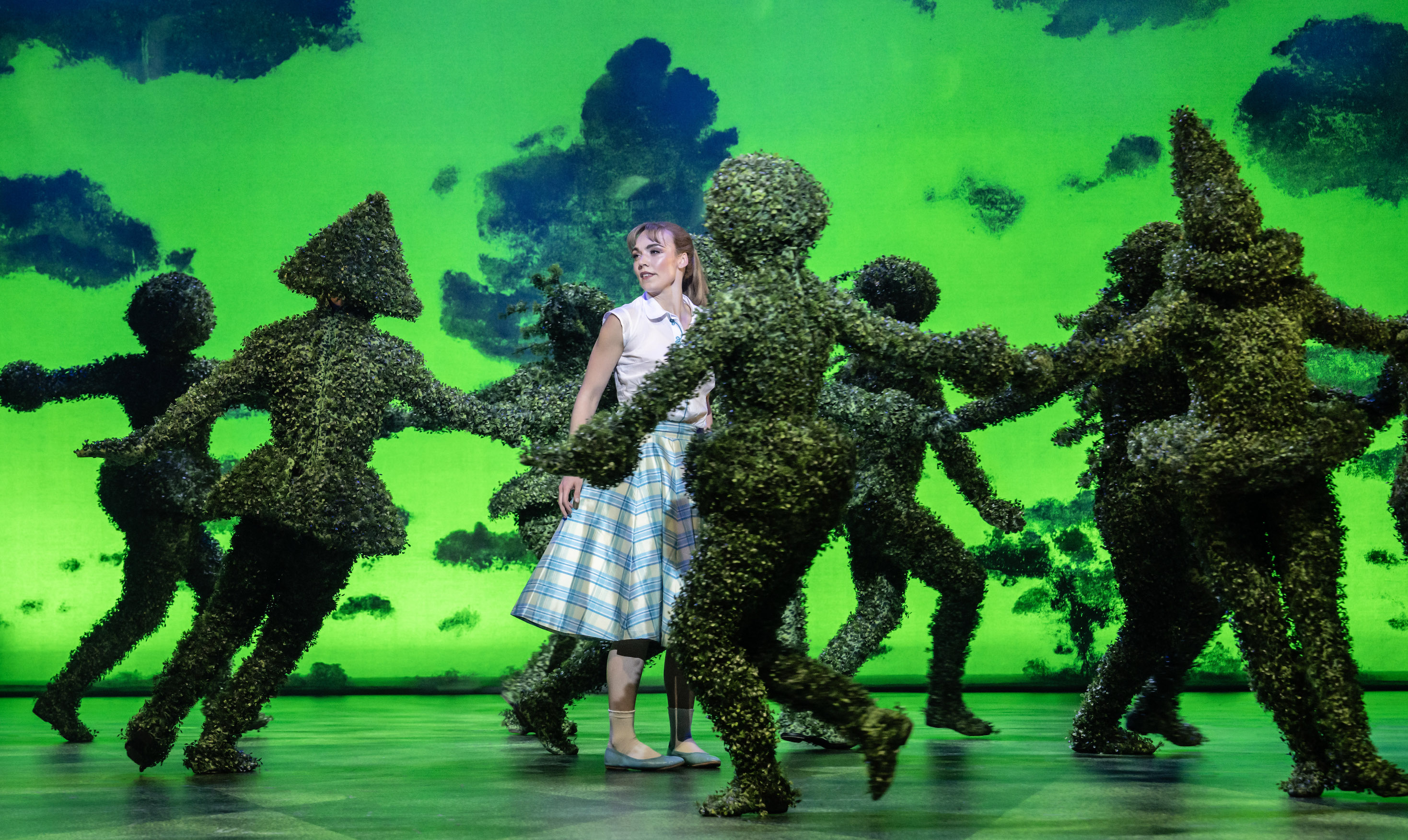 Edward Scissorhands, Sadler's Wells review - a true Christmas treat ...