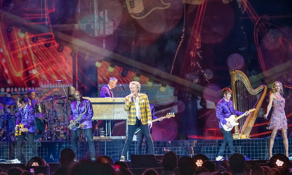 Rod Stewart with the Royal Philharmonic at the 02, review - Tonight's ...