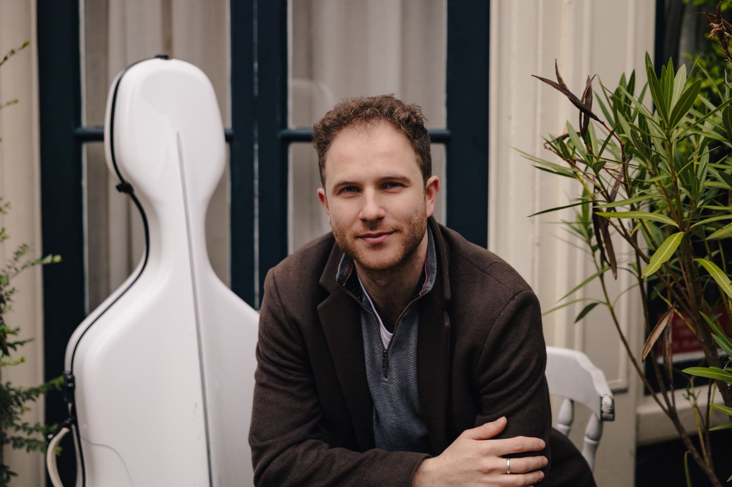 Classical CDs: Cigars, cognac and tarantulas