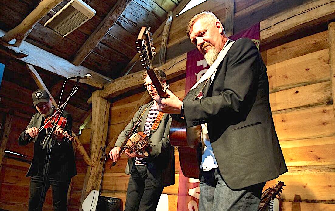 theartsdesk at Førdefestivalen: fado, tango and desert blues among ...