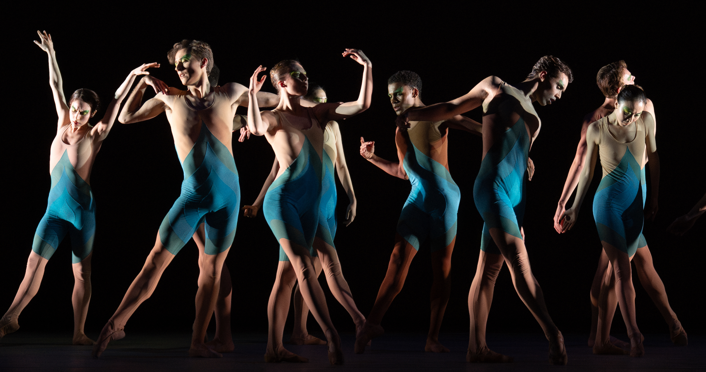 Maddaddam, Royal Ballet - superb dancinng in a confusing frame