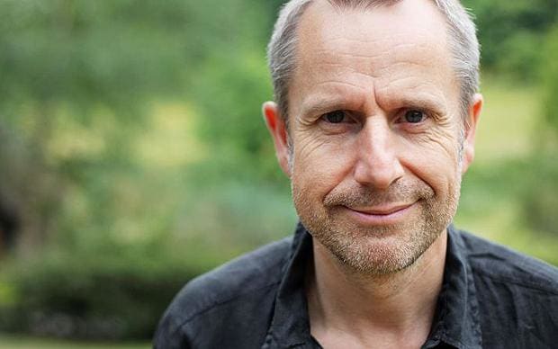 Jeremy Hardy, Brighton Festival review - expert raconteur shows ...