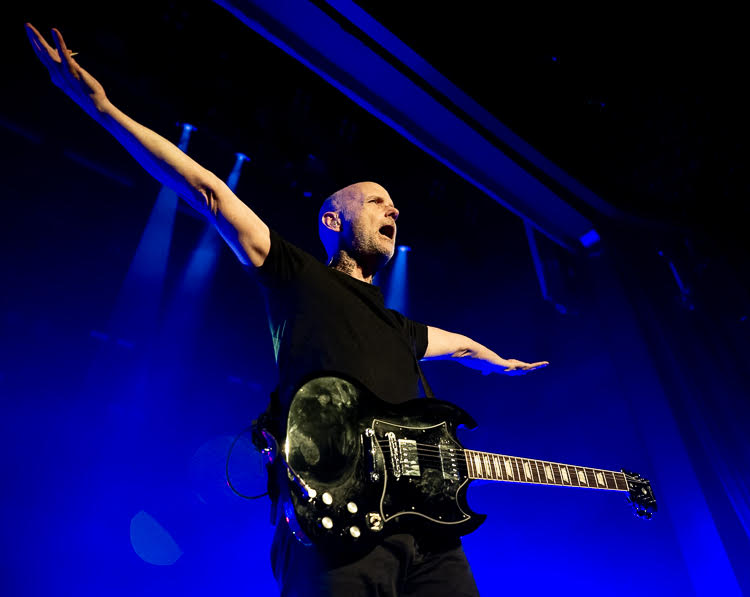 Moby, O2 review - ebullient night of rave'n'rock'n'Johnny Cash